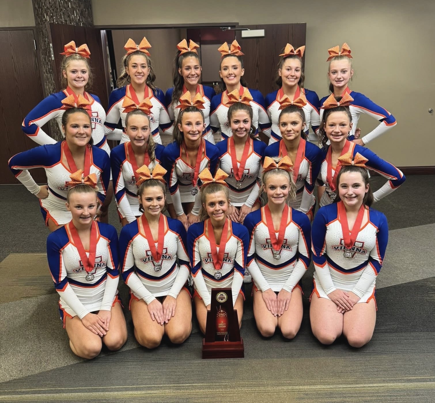 Vienna High School cheerleaders earn runner-up finish at ICCA State ...